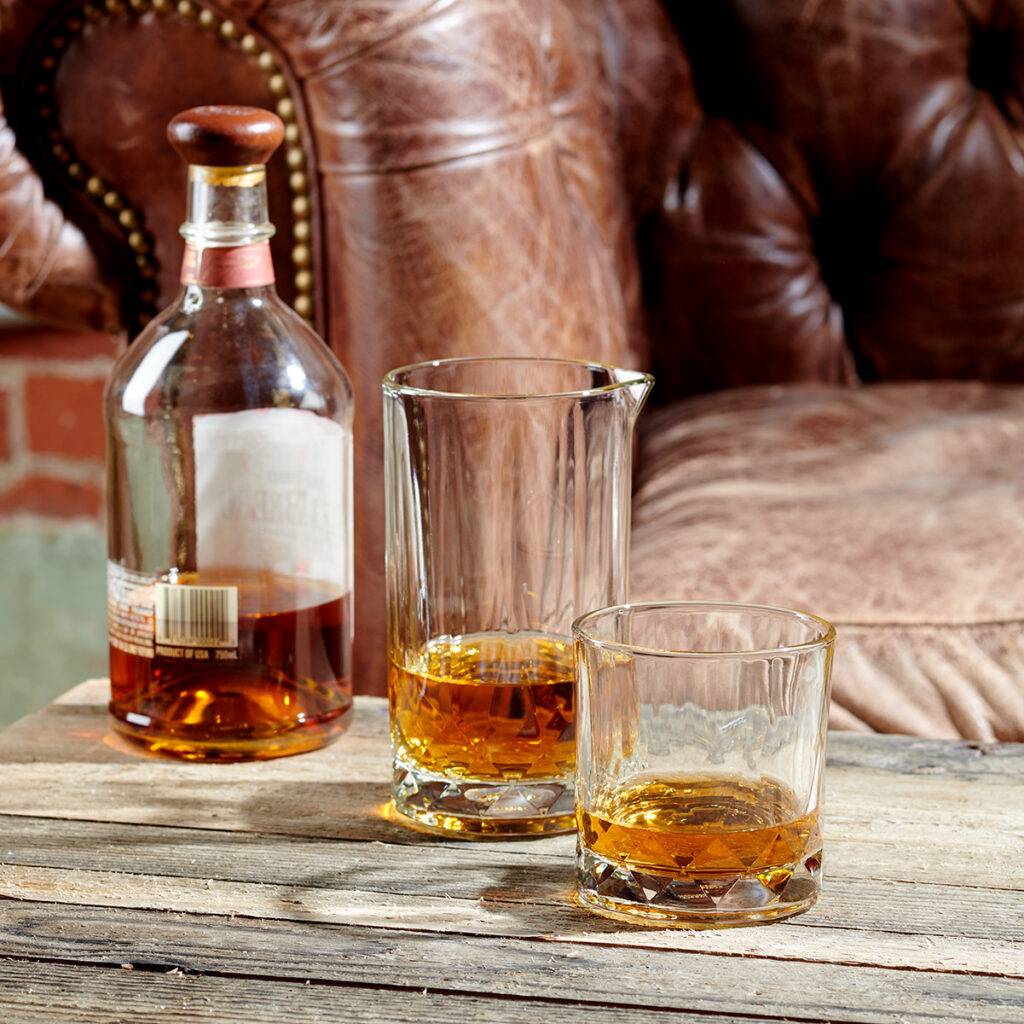 Cocktail Mixing Glass/Beaker, 21 oz. (620 ml.) - Anchor Hocking ...